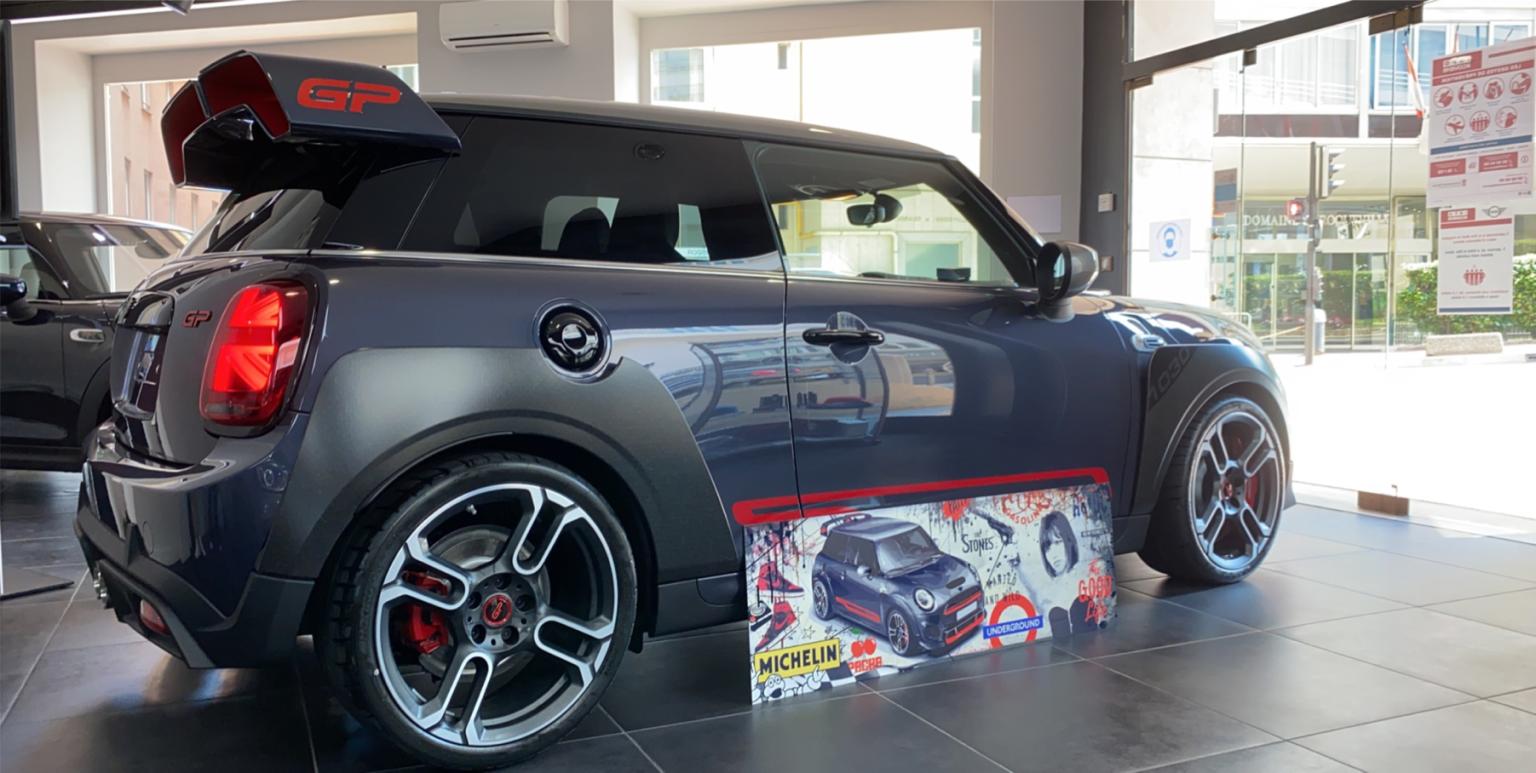 QUAND L'ART RECONTRE L'ART CHEZ MINI STORE MONACO|MINI STORE MONACO