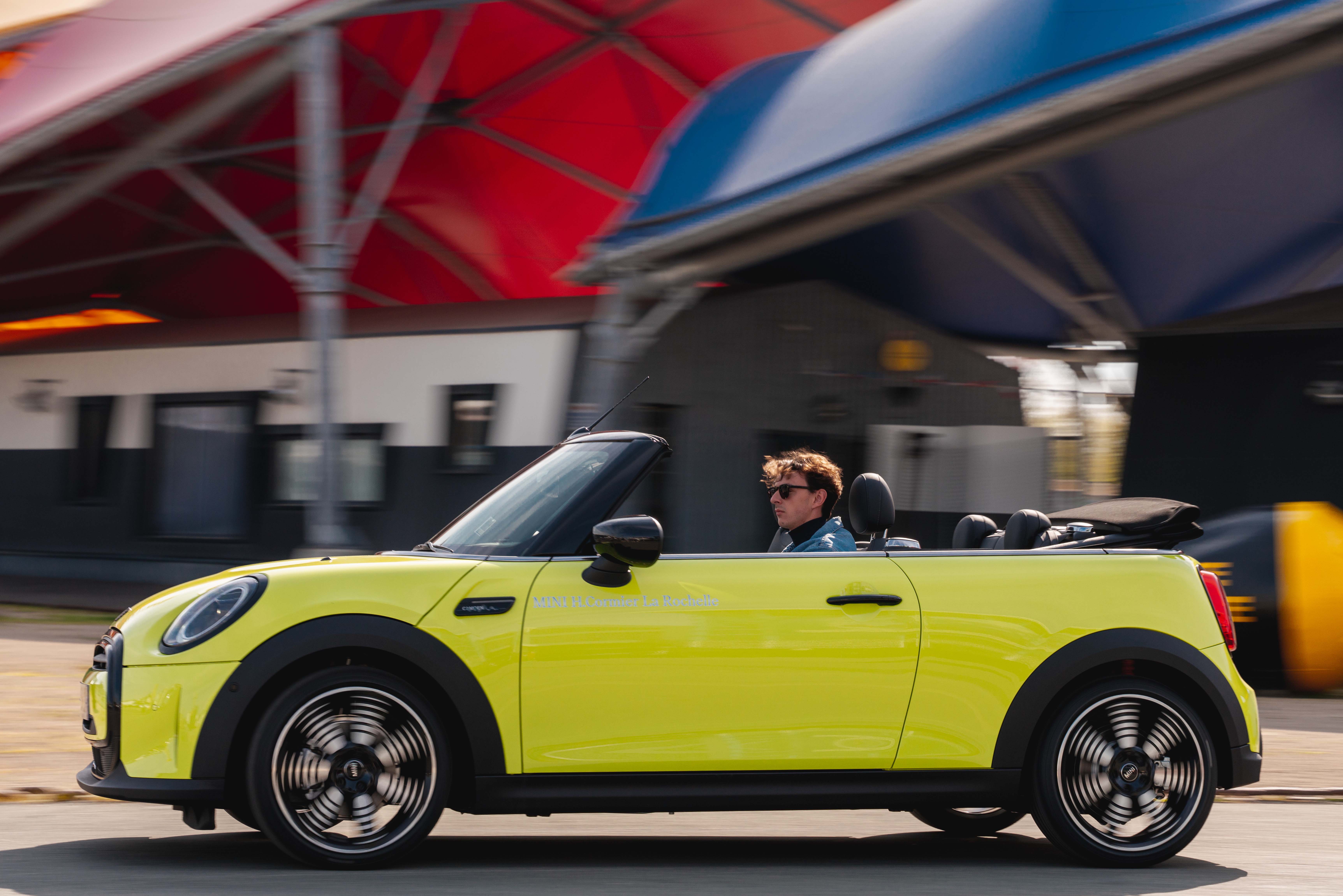 CENTRE D'ESSAIS MINI HATCH|H. CORMIER